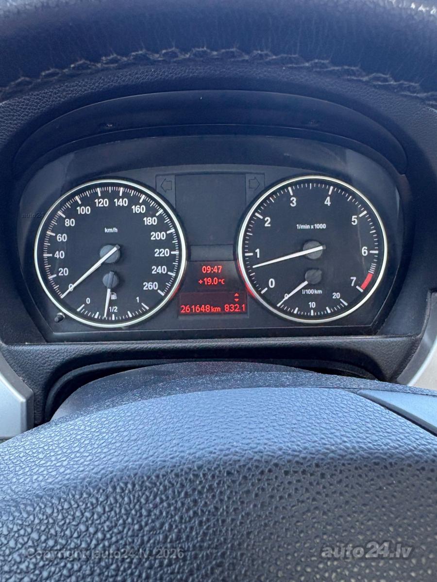 Pelēks BMW 3 Series 2008 Tallina, ar dzinēja tilpumu 2.00 L un nobraukumu 260 tūkst. km par 3999 €, foto 5 vietnē AUTOMOTO.COM.LV