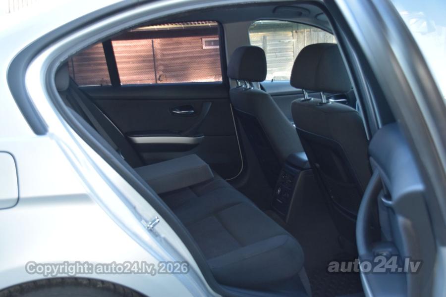 Pelēks BMW 3 Series 2009 Viljandi, ar dzinēja tilpumu 2.00 L un nobraukumu 378 tūkst. km par 4690 €, foto 12 vietnē AUTOMOTO.COM.LV