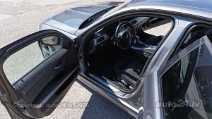 Grey BMW 3 Series 2009 in Viljandi, with an engine capacity of 3.00 L and mileage of 268 thousand km for 9900 €, photo 17 on AUTOMOTO.COM.LV