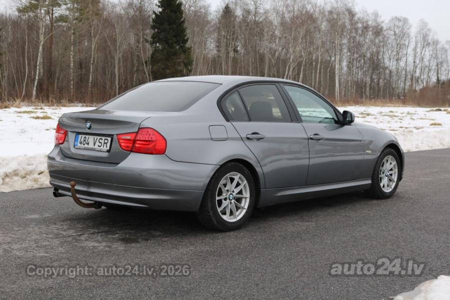 Pelēks BMW 3 Series 2010 Tallina, ar dzinēja tilpumu 2.00 L un nobraukumu 328 tūkst. km par 4500 €, foto 4 vietnē AUTOMOTO.COM.LV