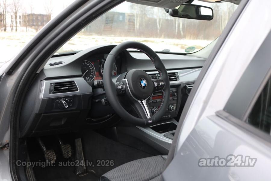 Pelēks BMW 3 Series 2010 Tallina, ar dzinēja tilpumu 2.00 L un nobraukumu 328 tūkst. km par 4500 €, foto 13 vietnē AUTOMOTO.COM.LV