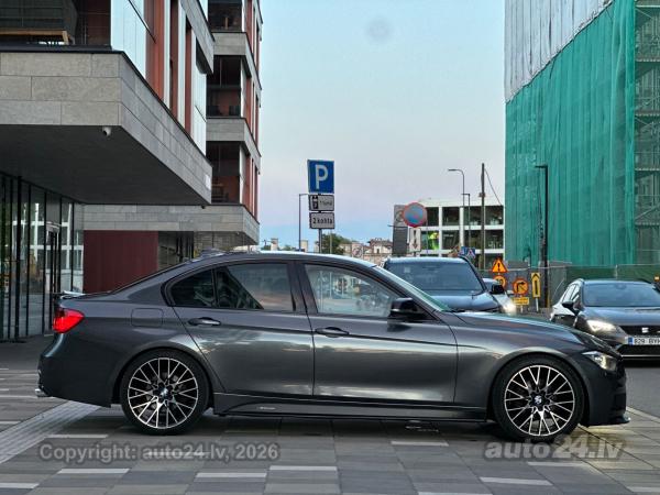 Pelēks BMW 3 Series 2012 Tallina, ar dzinēja tilpumu 2.00 L un nobraukumu 217 tūkst. km par 12500 €, foto 8 vietnē AUTOMOTO.COM.LV