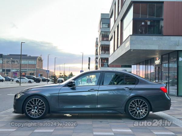 Pelēks BMW 3 Series 2012 Tallina, ar dzinēja tilpumu 2.00 L un nobraukumu 217 tūkst. km par 12500 €, foto 9 vietnē AUTOMOTO.COM.LV