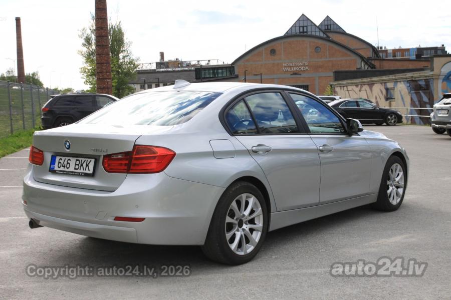 Pelēks BMW 3 Series 2012 Tallina, ar dzinēja tilpumu 2.00 L un nobraukumu 230 tūkst. km par 7300 €, foto 5 vietnē AUTOMOTO.COM.LV