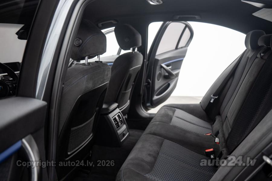Grey BMW 3 Series 2016 in Tallinn, with an engine capacity of 2.00 L and mileage of 155 thousand km for 16999 €, photo 10 on AUTOMOTO.COM.LV