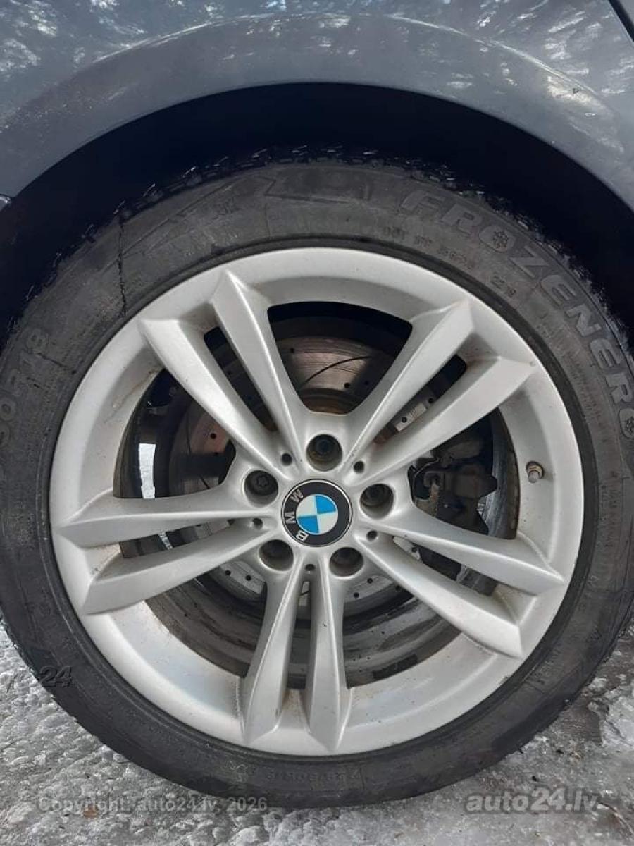 Pelēks BMW 3 Series 2017 Pērnava, ar dzinēja tilpumu 3.00 L un nobraukumu 288 tūkst. km par 18800 €, foto 6 vietnē AUTOMOTO.COM.LV