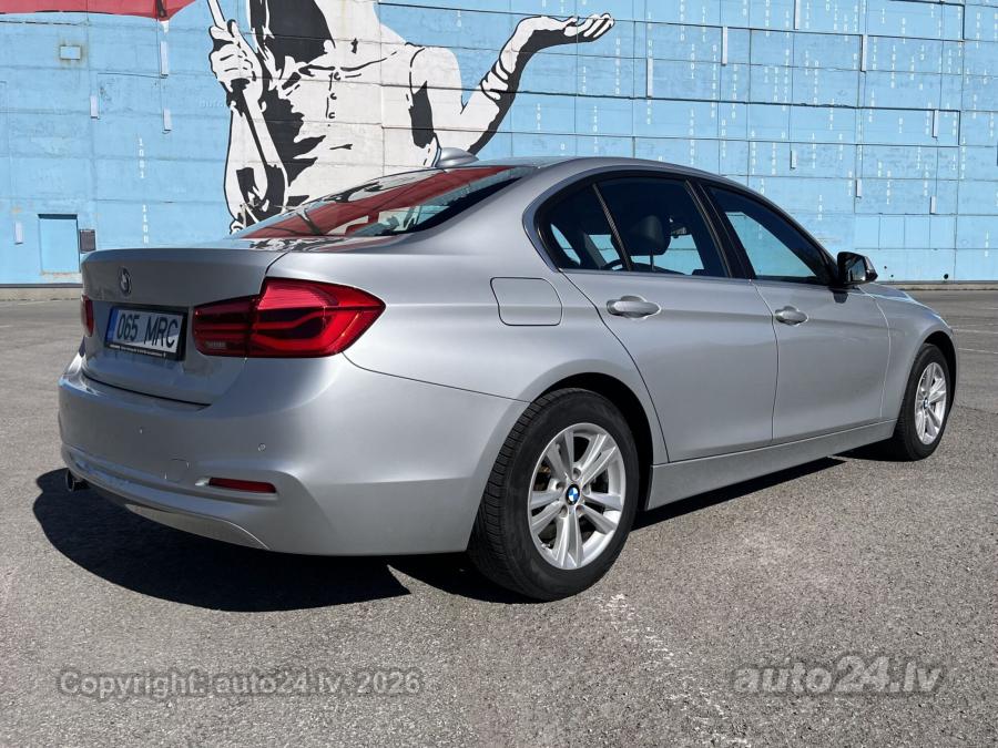 Grey BMW 3 Series 2017 in Tallinn, with an engine capacity of 1.50 L and mileage of 92 thousand km for 18900 €, photo 5 on AUTOMOTO.COM.LV