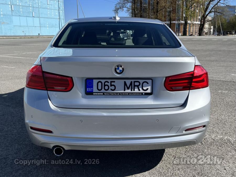 Grey BMW 3 Series 2017 in Tallinn, with an engine capacity of 1.50 L and mileage of 92 thousand km for 18900 €, photo 9 on AUTOMOTO.COM.LV