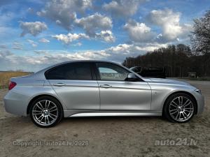 Grey BMW 3 Series 2019 in Tallinn, with an engine capacity of 2.00 L and mileage of 204 thousand km for 18900 €, photo 5 on AUTOMOTO.COM.LV