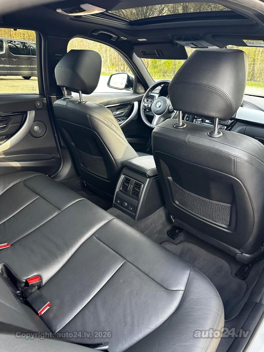 Grey BMW 3 Series 2019 in Tallinn, with an engine capacity of 2.00 L and mileage of 204 thousand km for 18900 €, photo 18 on AUTOMOTO.COM.LV