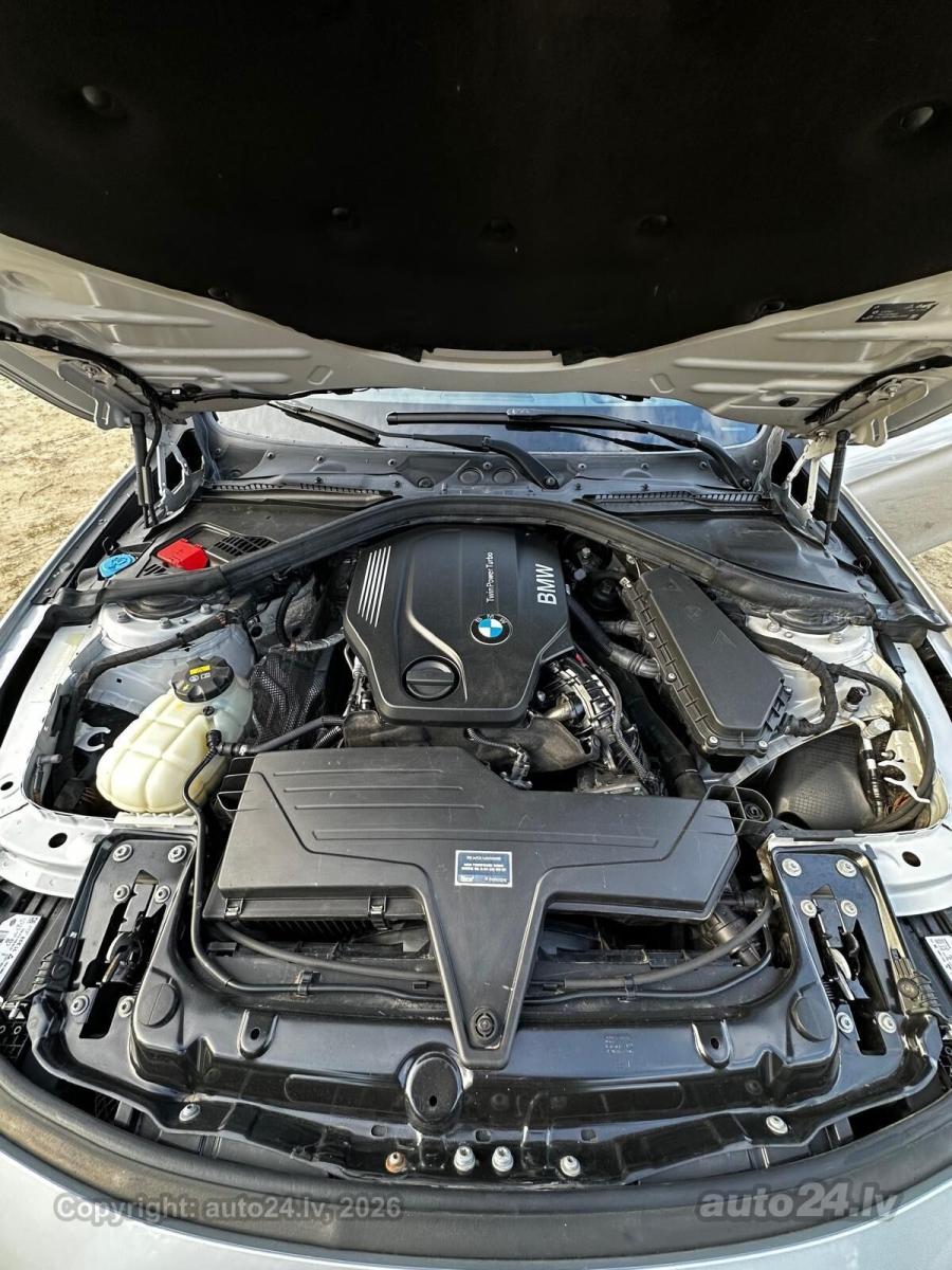 Grey BMW 3 Series 2019 in Tallinn, with an engine capacity of 2.00 L and mileage of 204 thousand km for 18900 €, photo 26 on AUTOMOTO.COM.LV