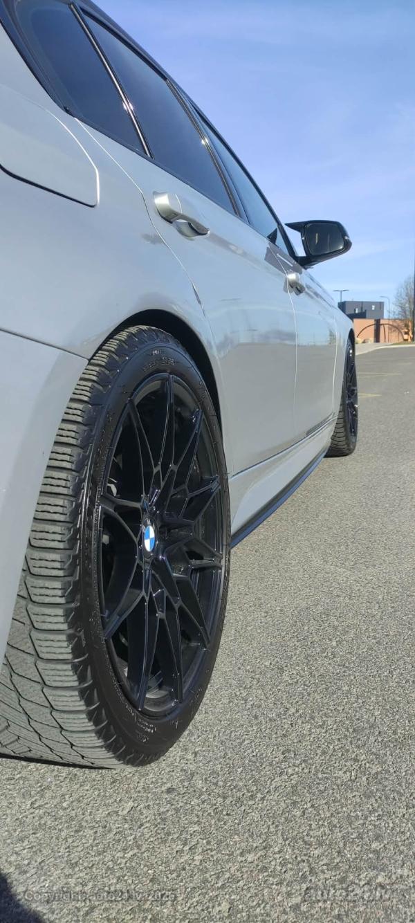 Pelēks BMW 3 Series 2019 Tallina, ar dzinēja tilpumu 2.00 L un nobraukumu 188 tūkst. km par 13990 €, foto 8 vietnē AUTOMOTO.COM.LV
