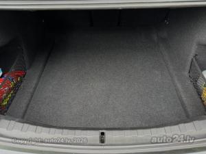 Pelēks BMW 3 Series 2019 Narva, ar dzinēja tilpumu 2.00 L un nobraukumu 126 tūkst. km par 28000 €, foto 6 vietnē AUTOMOTO.COM.LV