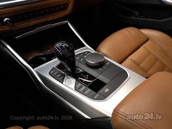 Pelēks BMW 3 Series 2020 Tallina, ar dzinēja tilpumu 2.00 L un nobraukumu 110 tūkst. km par 34900 €, foto 11 vietnē AUTOMOTO.COM.LV
