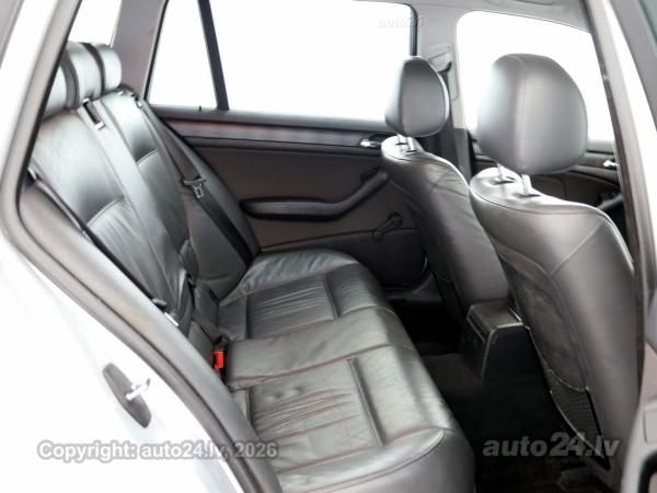 Pelēks BMW 3 Series 2003 Tallina, ar dzinēja tilpumu 2.00 L un nobraukumu 427 tūkst. km par 799 €, foto 8 vietnē AUTOMOTO.COM.LV
