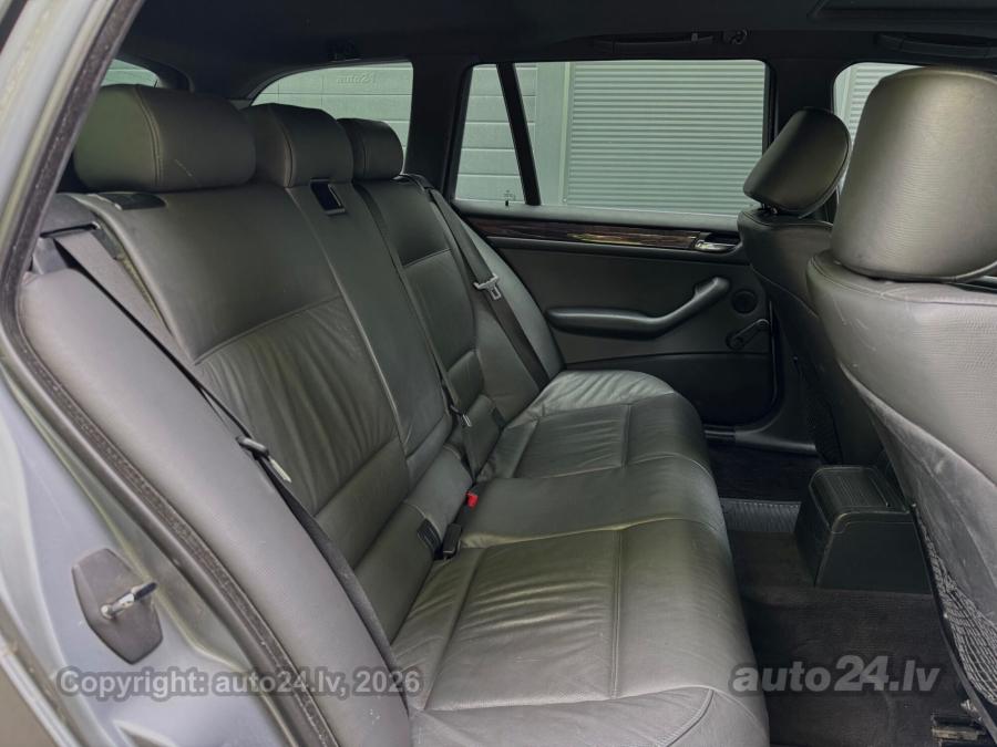 Pelēks BMW 3 Series 2004 Tallina, ar dzinēja tilpumu 2.00 L un nobraukumu 0 tūkst. km par 2290 €, foto 10 vietnē AUTOMOTO.COM.LV