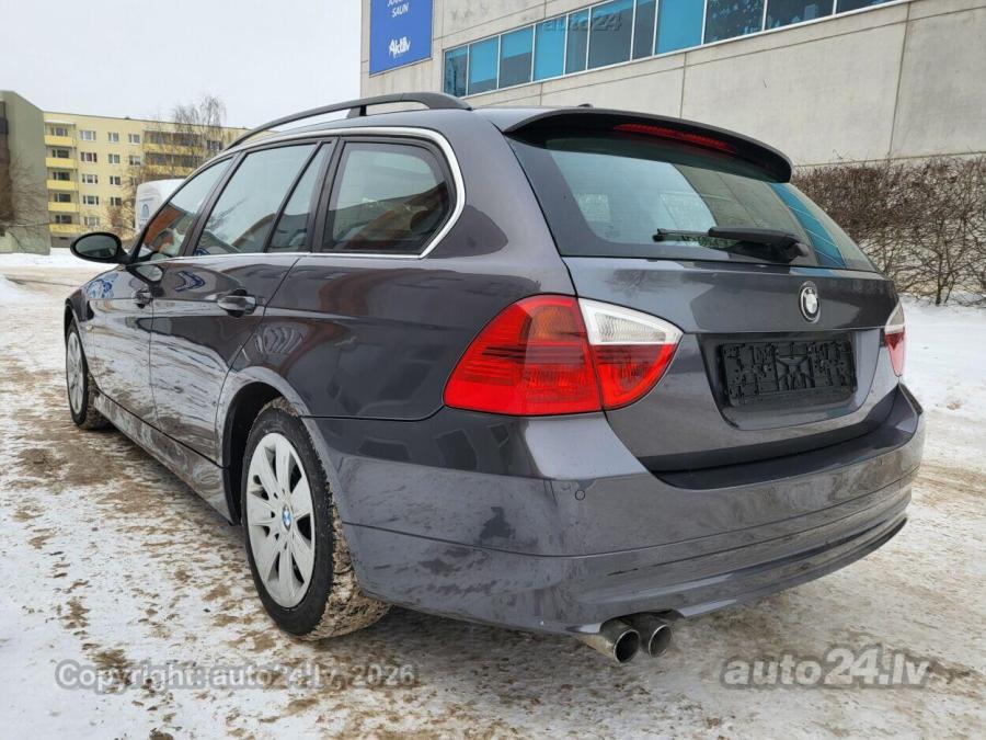 Grey BMW 3 Series 2005 in Tallinn, with an engine capacity of 2.50 L and mileage of 335 thousand km for 3950 €, photo 4 on AUTOMOTO.COM.LV