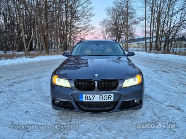 Pelēks BMW 3 Series 2005 Kerdla, ar dzinēja tilpumu 2.00 L un nobraukumu 398 tūkst. km par 4150 €, foto 5 vietnē AUTOMOTO.COM.LV