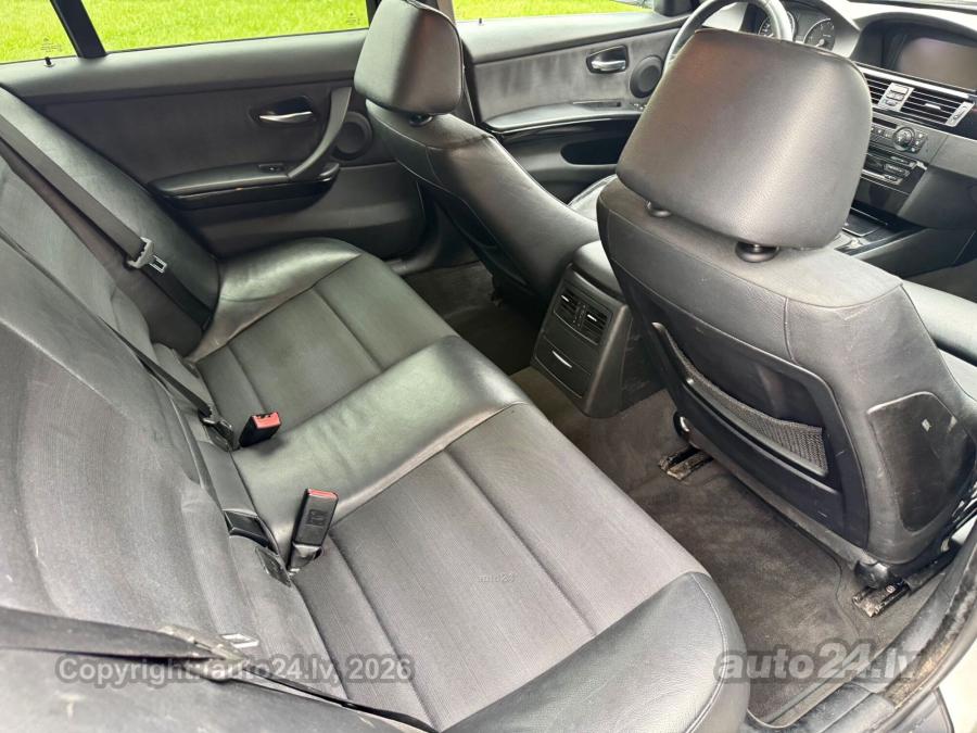 Pelēks BMW 3 Series 2005 Tallina, ar dzinēja tilpumu 2.00 L un nobraukumu 420 tūkst. km par 3799 €, foto 13 vietnē AUTOMOTO.COM.LV