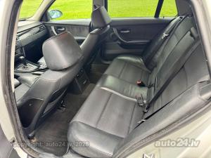 Pelēks BMW 3 Series 2005 Tallina, ar dzinēja tilpumu 2.00 L un nobraukumu 420 tūkst. km par 3799 €, foto 15 vietnē AUTOMOTO.COM.LV