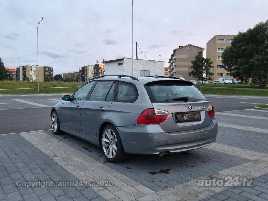 Pelēks BMW 3 Series 2005 Tallina, ar dzinēja tilpumu 0.00 L un nobraukumu 480 tūkst. km par 2300 €, foto 6 vietnē AUTOMOTO.COM.LV