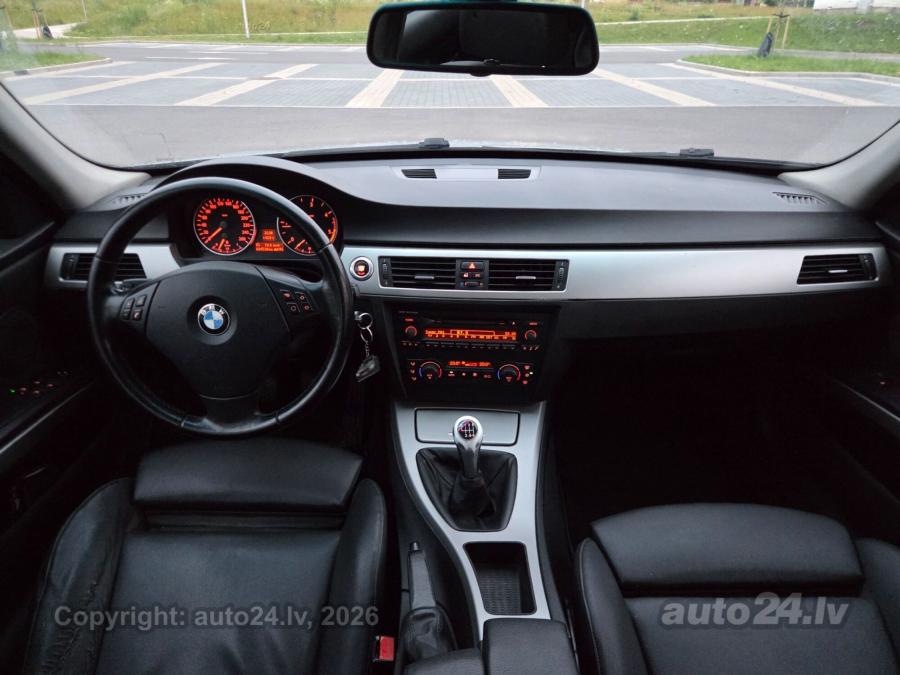 Pelēks BMW 3 Series 2005 Tallina, ar dzinēja tilpumu 0.00 L un nobraukumu 480 tūkst. km par 2300 €, foto 11 vietnē AUTOMOTO.COM.LV