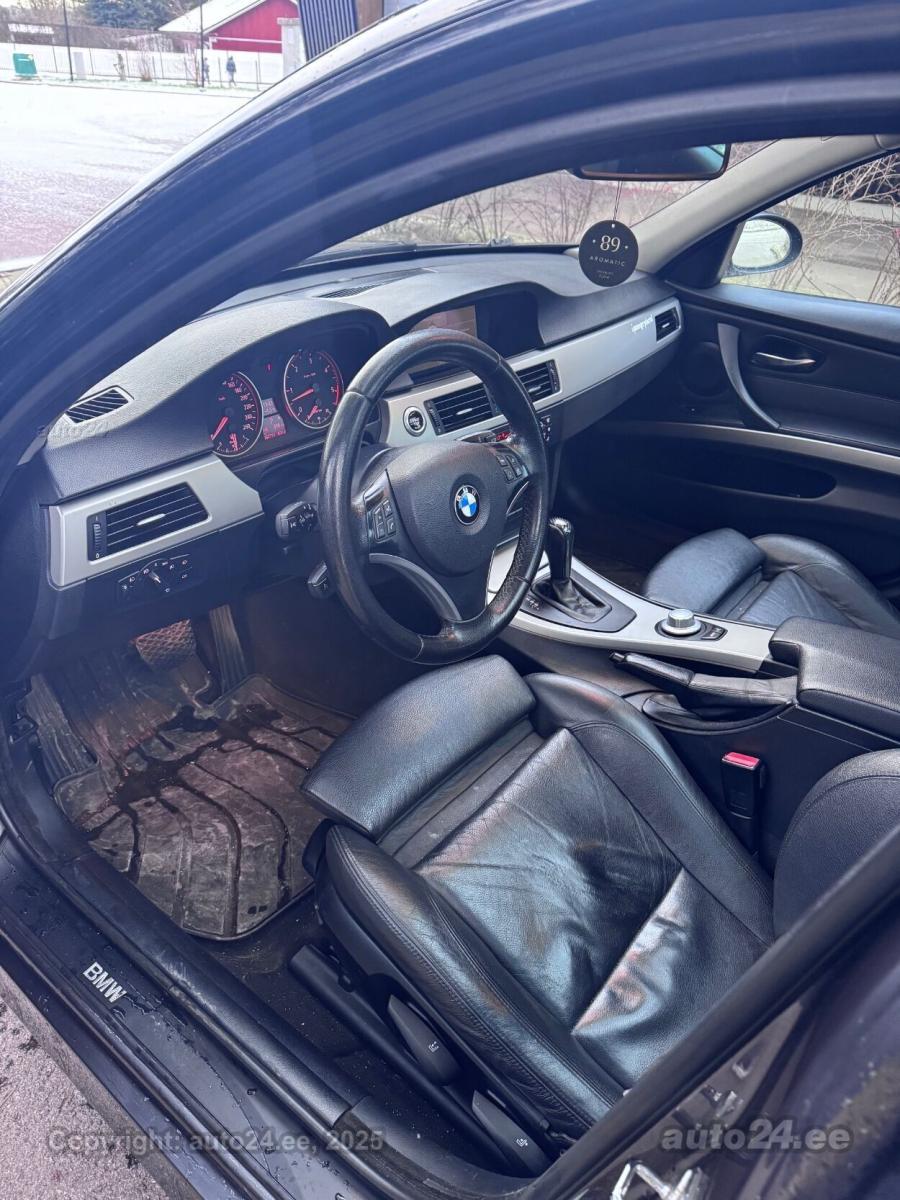 Pelēks BMW 3 Series 2006 Tartu, ar dzinēja tilpumu 3.00 L un nobraukumu 368 tūkst. km par 7500 €, foto 7 vietnē AUTOMOTO.COM.LV