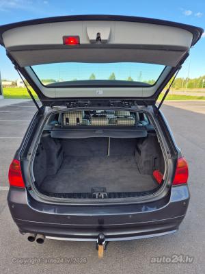 Pelēks BMW 3 Series 2006 Rapla, ar dzinēja tilpumu 3.00 L un nobraukumu 309 tūkst. km par 4800 €, foto 19 vietnē AUTOMOTO.COM.LV