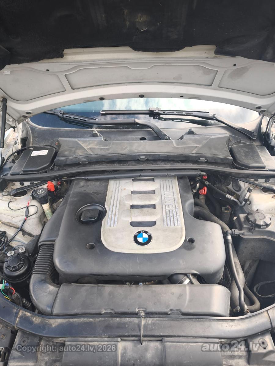Pelēks BMW 3 Series 2006 Tallina, ar dzinēja tilpumu 3.00 L un nobraukumu 416 tūkst. km par 4500 €, foto 8 vietnē AUTOMOTO.COM.LV