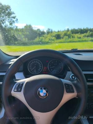 Pelēks BMW 3 Series 2006 Tallina, ar dzinēja tilpumu 3.00 L un nobraukumu 416 tūkst. km par 4500 €, foto 11 vietnē AUTOMOTO.COM.LV