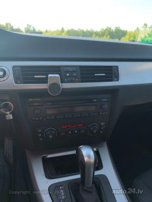Pelēks BMW 3 Series 2006 Tallina, ar dzinēja tilpumu 3.00 L un nobraukumu 416 tūkst. km par 4500 €, foto 12 vietnē AUTOMOTO.COM.LV