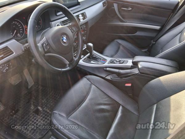 Pelēks BMW 3 Series 2007 Tallina, ar dzinēja tilpumu 3.00 L un nobraukumu 338 tūkst. km par 6499 €, foto 11 vietnē AUTOMOTO.COM.LV
