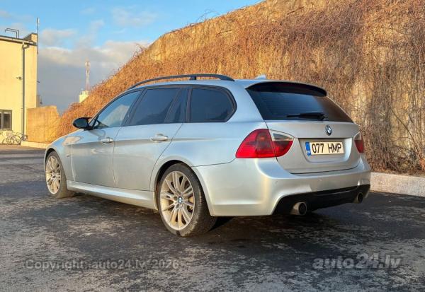 Pelēks BMW 3 Series 2007 Kuresāre, ar dzinēja tilpumu 3.00 L un nobraukumu 404 tūkst. km par 12000 €, foto 3 vietnē AUTOMOTO.COM.LV
