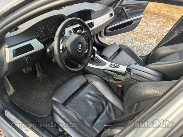 Pelēks BMW 3 Series 2007 Kuresāre, ar dzinēja tilpumu 3.00 L un nobraukumu 404 tūkst. km par 12000 €, foto 7 vietnē AUTOMOTO.COM.LV