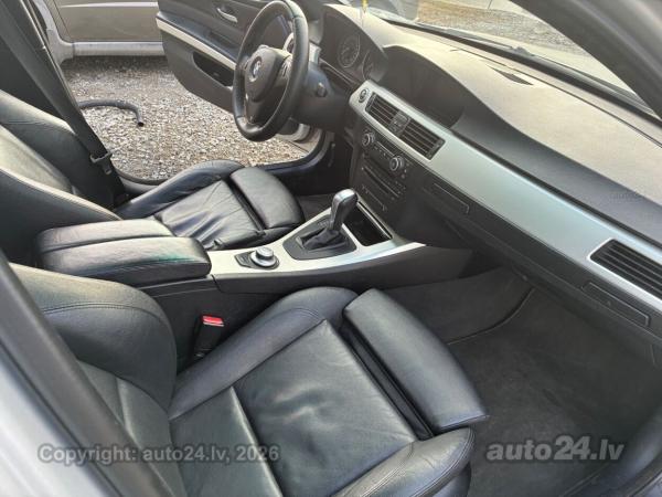 Pelēks BMW 3 Series 2007 Kuresāre, ar dzinēja tilpumu 3.00 L un nobraukumu 404 tūkst. km par 12000 €, foto 8 vietnē AUTOMOTO.COM.LV
