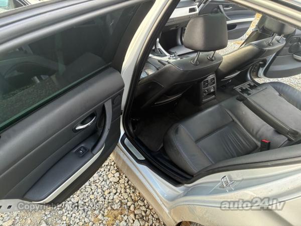 Pelēks BMW 3 Series 2007 Kuresāre, ar dzinēja tilpumu 3.00 L un nobraukumu 404 tūkst. km par 12000 €, foto 9 vietnē AUTOMOTO.COM.LV