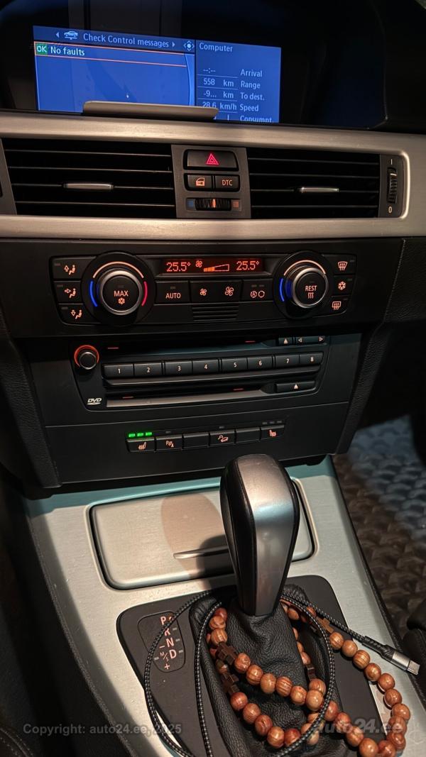 Pelēks BMW 3 Series 2008 Tallina, ar dzinēja tilpumu 3.00 L un nobraukumu 305 tūkst. km par 6800 €, foto 11 vietnē AUTOMOTO.COM.LV