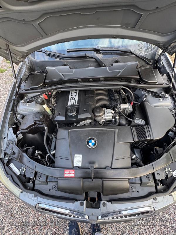 Pelēks BMW 3 Series 2008 Tallina, ar dzinēja tilpumu 2.00 L un nobraukumu 189 tūkst. km par 4444 €, foto 5 vietnē AUTOMOTO.COM.LV