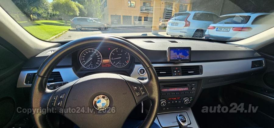 Pelēks BMW 3 Series 2008 Tallina, ar dzinēja tilpumu 2.00 L un nobraukumu 324 tūkst. km par 4550 €, foto 6 vietnē AUTOMOTO.COM.LV