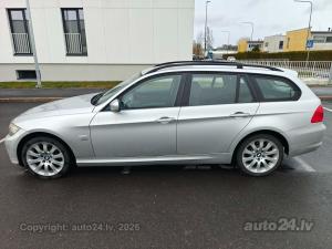 Pelēks BMW 3 Series 2009 Tallina, ar dzinēja tilpumu 2.00 L un nobraukumu 286 tūkst. km par 4700 €, foto 4 vietnē AUTOMOTO.COM.LV