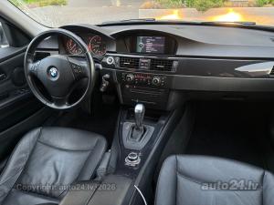 Pelēks BMW 3 Series 2009 Tallina, ar dzinēja tilpumu 3.00 L un nobraukumu 223 tūkst. km par 7699 €, foto 18 vietnē AUTOMOTO.COM.LV