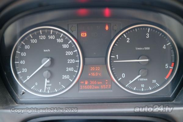 Grey BMW 3 Series 2009 in Tallinn, with an engine capacity of 2.00 L and mileage of 316 thousand km for 3650 €, photo 9 on AUTOMOTO.COM.LV