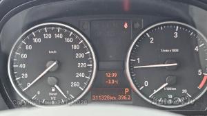 Grey BMW 3 Series 2010 in Tallinn, with an engine capacity of 2.00 L and mileage of 311 thousand km for 5400 €, photo 8 on AUTOMOTO.COM.LV