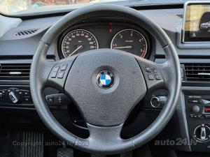 Pelēks BMW 3 Series 2010 Tallina, ar dzinēja tilpumu 2.00 L un nobraukumu 274 tūkst. km par 3995 €, foto 18 vietnē AUTOMOTO.COM.LV