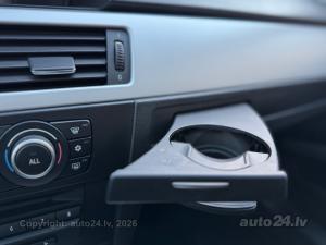 Pelēks BMW 3 Series 2010 Tallina, ar dzinēja tilpumu 2.00 L un nobraukumu 308 tūkst. km par 5800 €, foto 24 vietnē AUTOMOTO.COM.LV