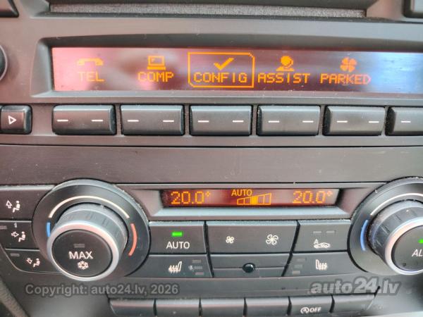 Pelēks BMW 3 Series 2010 Tallina, ar dzinēja tilpumu 2.00 L un nobraukumu 483 tūkst. km par 2850 €, foto 5 vietnē AUTOMOTO.COM.LV