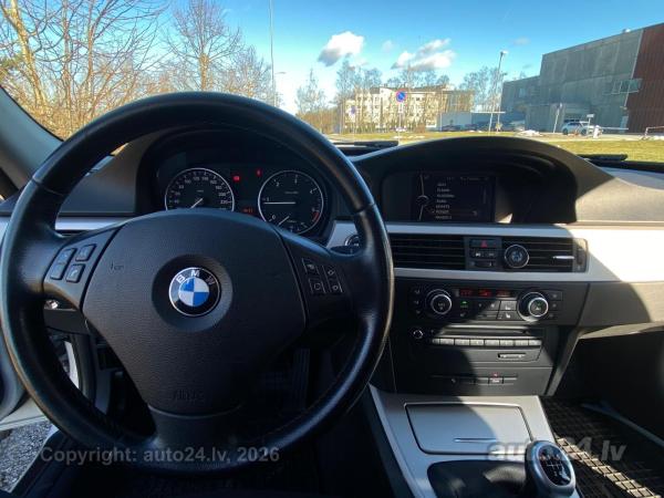 Pelēks BMW 3 Series 2010 Tartu, ar dzinēja tilpumu 2.00 L un nobraukumu 243 tūkst. km par 4650 €, foto 9 vietnē AUTOMOTO.COM.LV