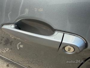 Grey BMW 3 Series 2010 in Tallinn, with an engine capacity of 0.00 L and mileage of 325 thousand km for 6990 €, photo 19 on AUTOMOTO.COM.LV