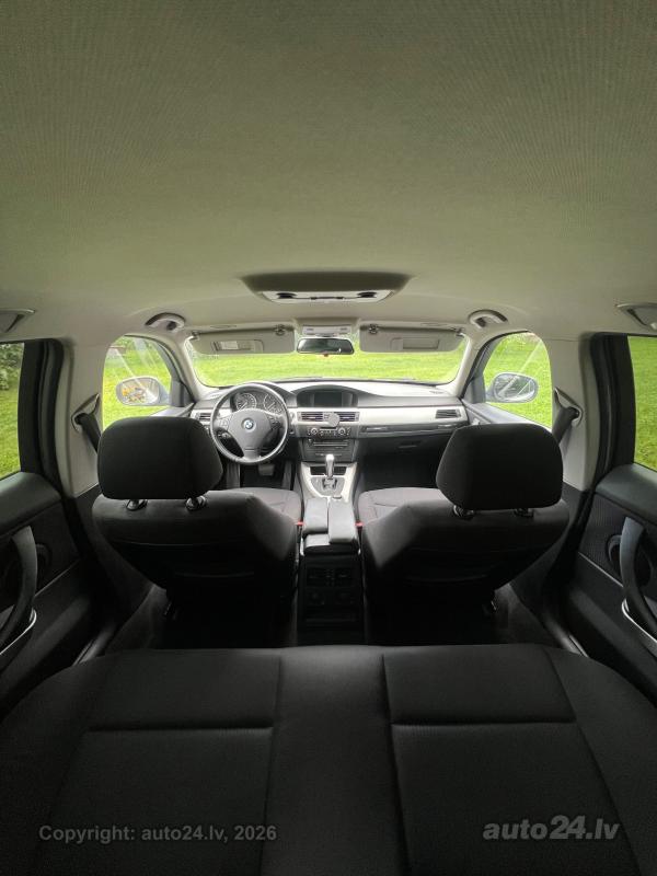 Pelēks BMW 3 Series 2010 Tartu, ar dzinēja tilpumu 2.00 L un nobraukumu 323 tūkst. km par 4890 €, foto 10 vietnē AUTOMOTO.COM.LV