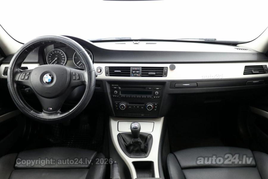 Grey BMW 3 Series 2011 in Tallinn, with an engine capacity of 2.00 L and mileage of 372 thousand km for 2999 €, photo 5 on AUTOMOTO.COM.LV